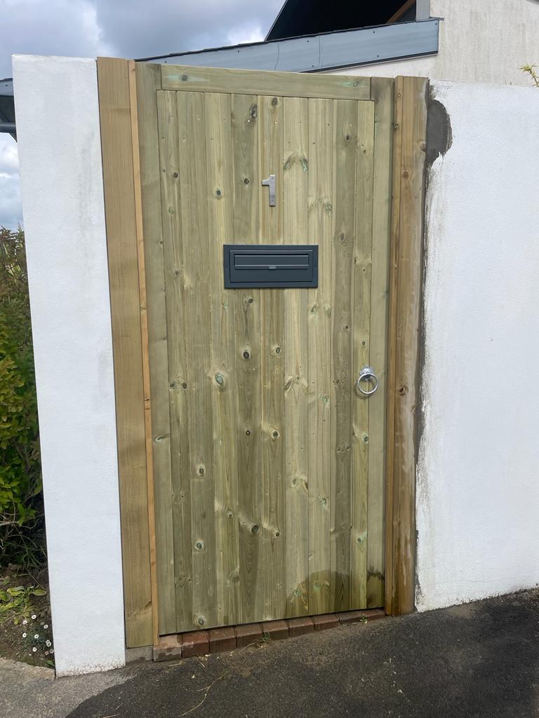 Gate Mounted Letterboxes: The Perfect Addition to Your Entrance Gate ...